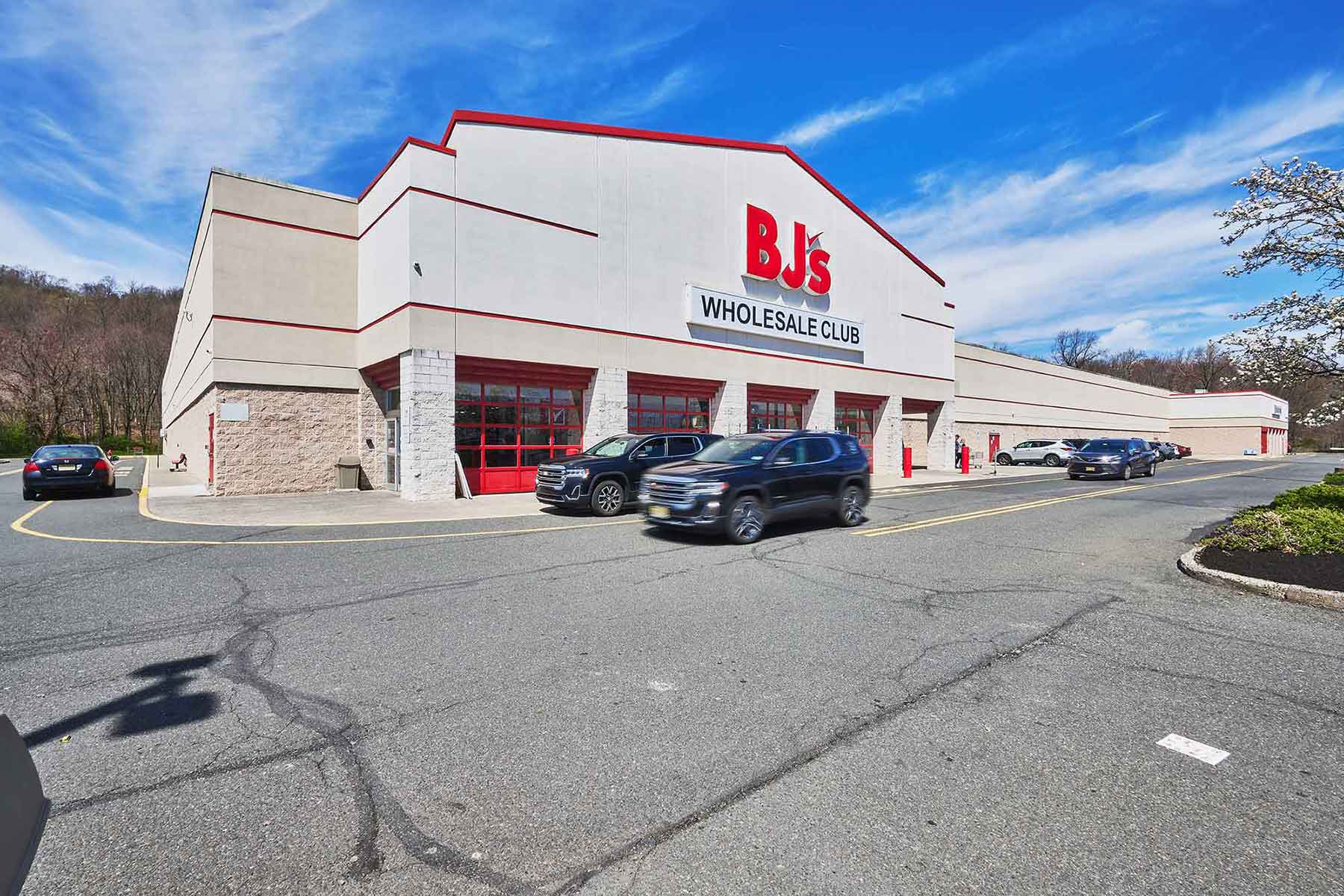 Greenbrook Commons Watchung NJ | Urban Edge Properties